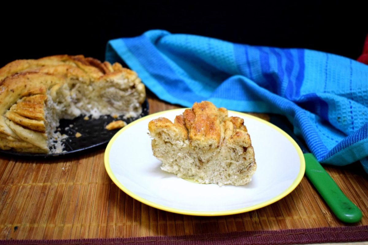 Russian Rose Bread | Cinnamon Wreath from Russia