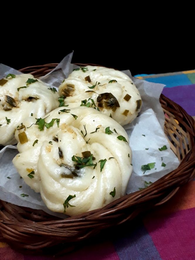 Hua Juan Bao ~ Chinese Steamed Flower Buns