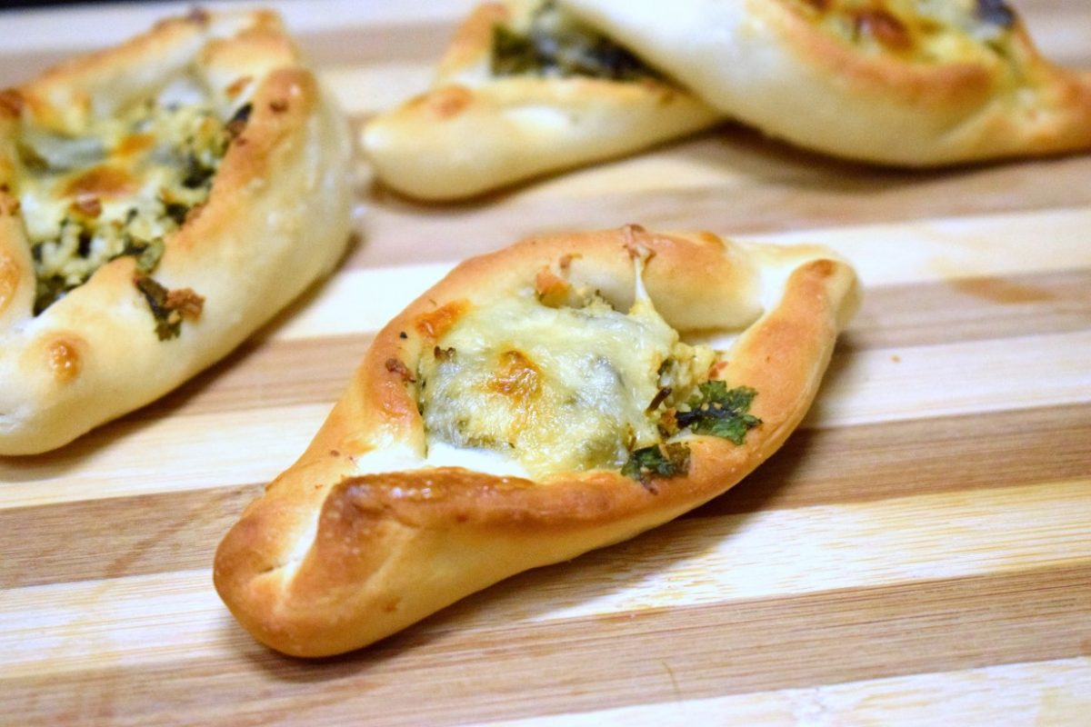 Fataa’ir Farmaajo | Cheese Fatayer from Somalia